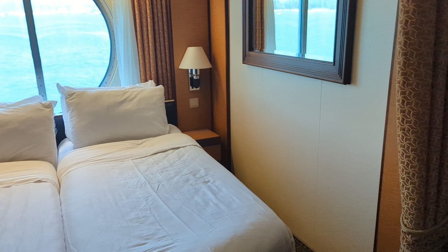 How To Find Out If Your Cruise Ship Is Full? (Unsold Cabins)