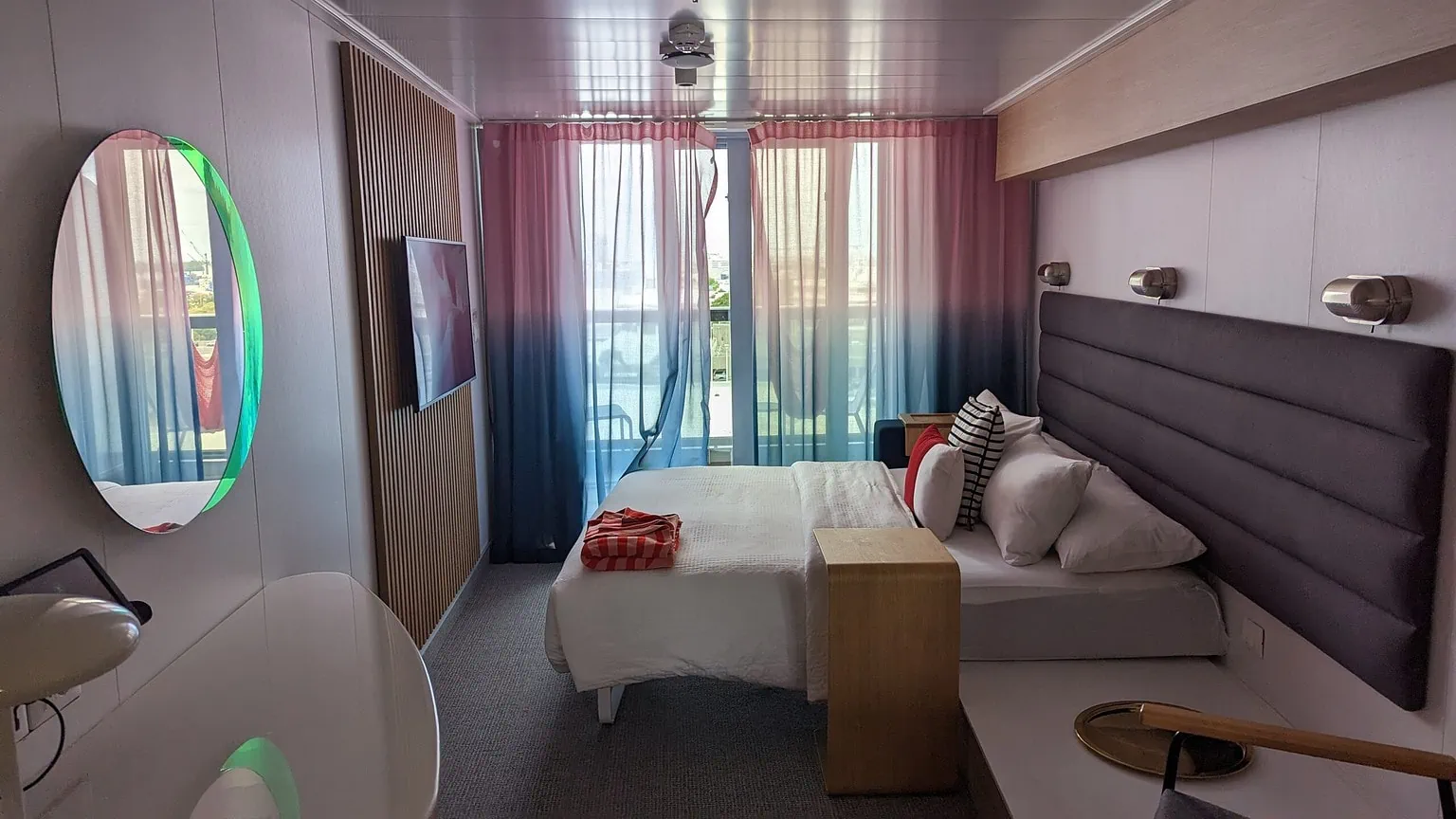 What Is An Obstructed View Cabin? (What You Need To Know)