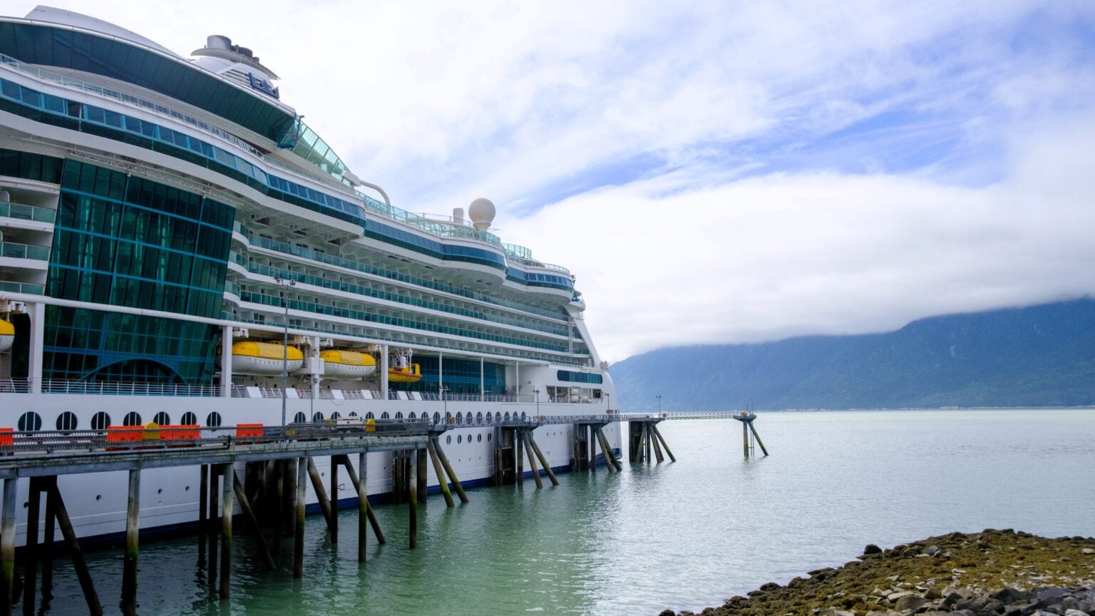Alaska Cruise Weather By Month (What To Expect In 2026)